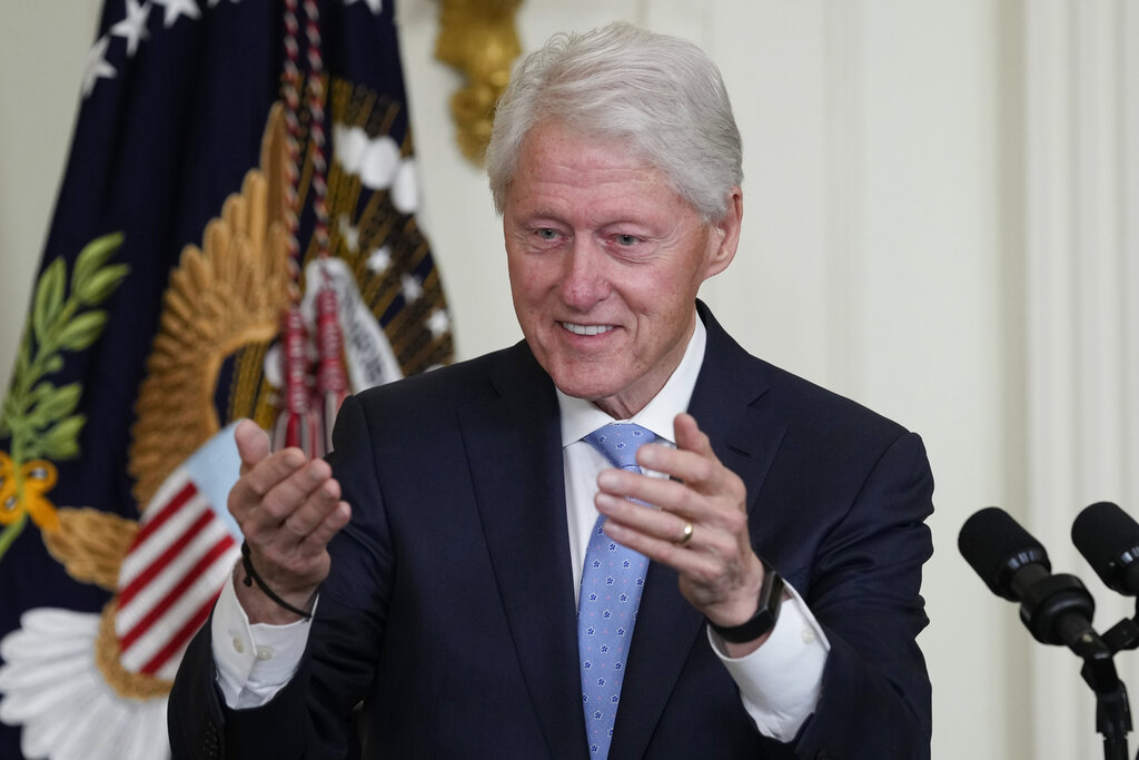 Bill Clinton back at White House to push paid family leave | News ...